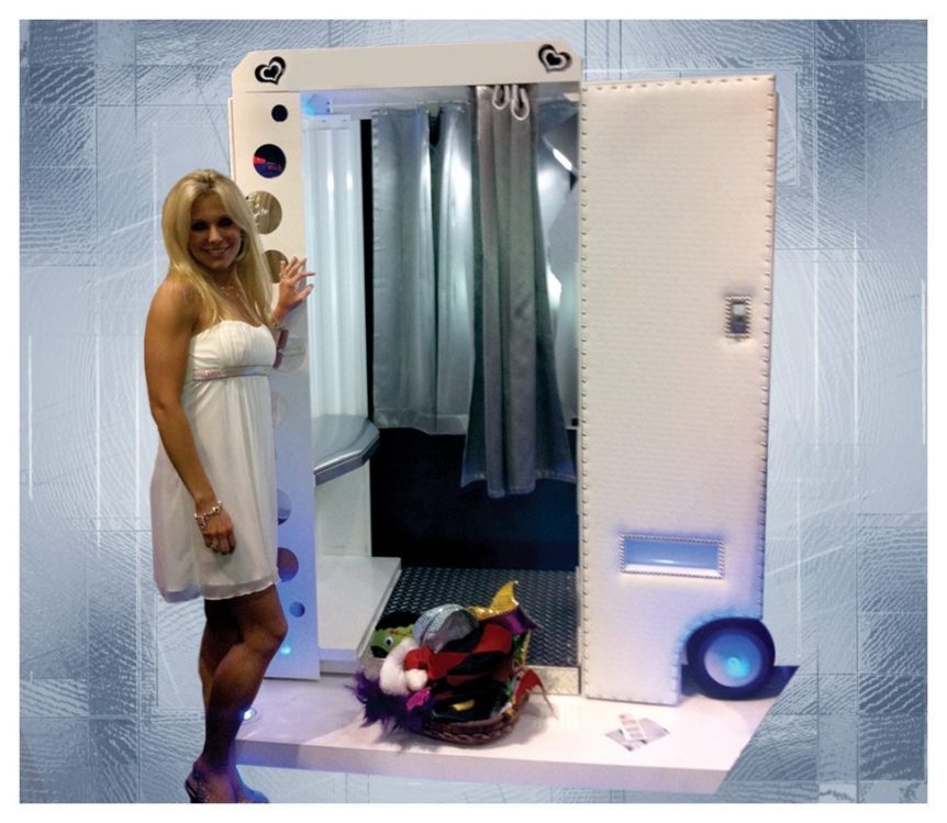Photo Booth, White Rental - Fantasy World Entertainment